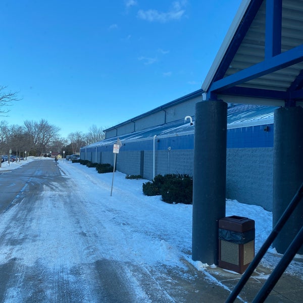 Blue Line Family Ice Center - 9 tips from 329 visitors