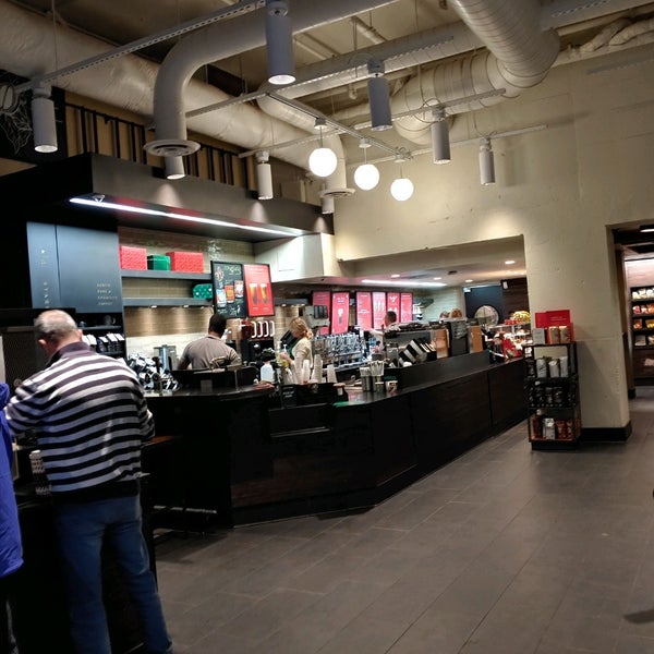 Starbucks - Central Business District - 580 Walnut St