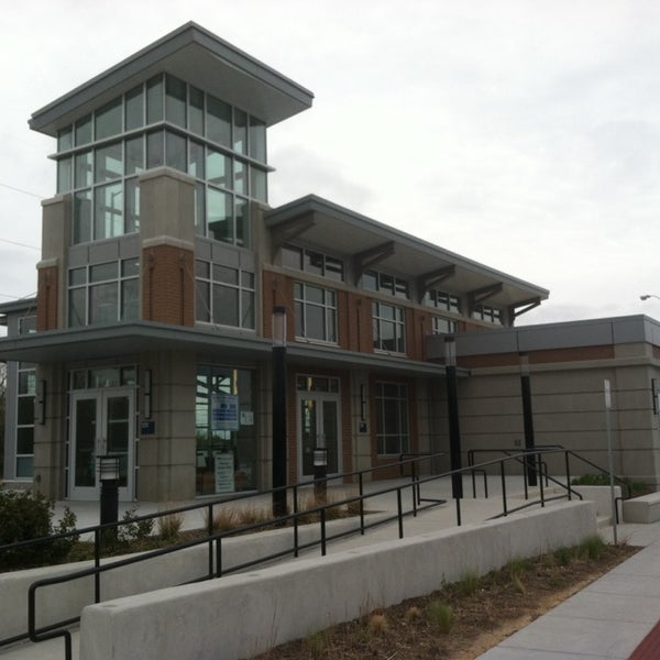 Photos at Norfolk Amtrak Station (NFK) - 3 tips