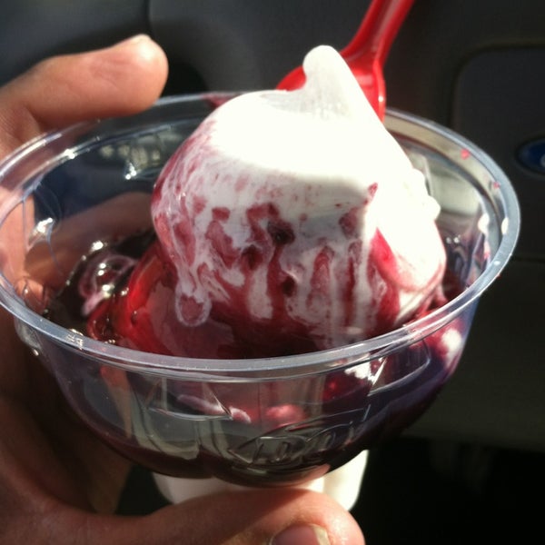 Dairy Queen - Ice Cream Parlor