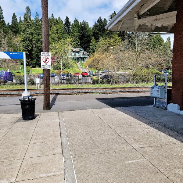 Photos at Amtrak Station (EUG) - Downtown Eugene - 10 tips