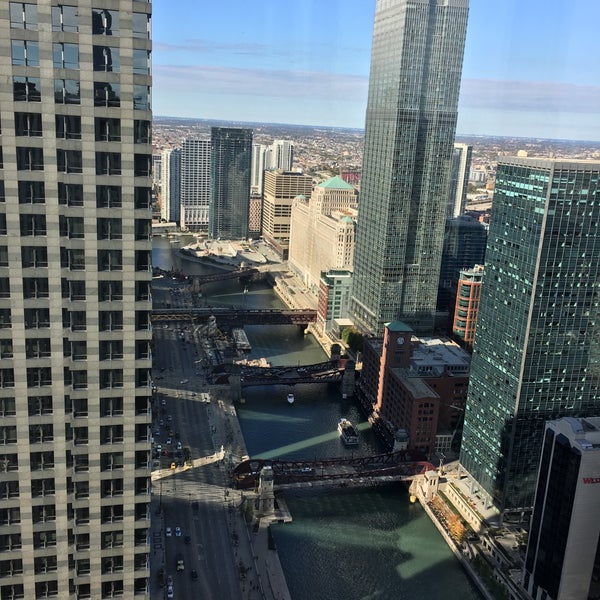 Photos at Kemper Building - Structure in The Loop