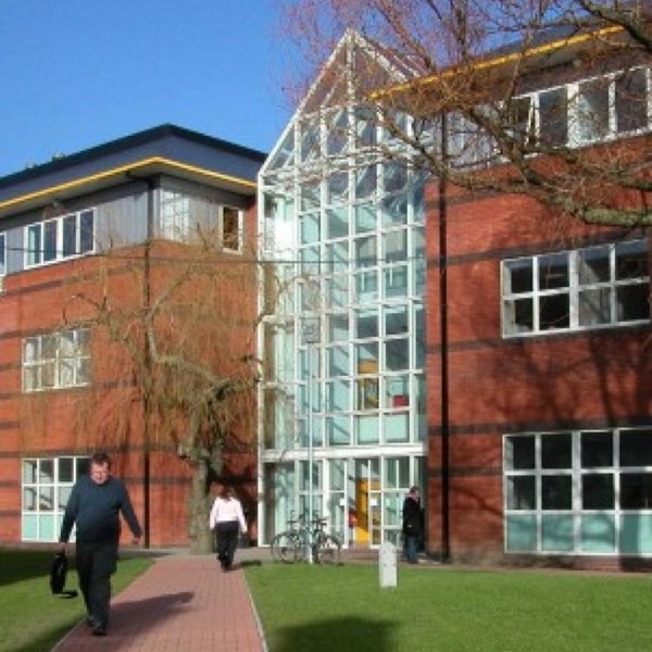 Trinity Centre for Health Sciences - College and University in Dublin