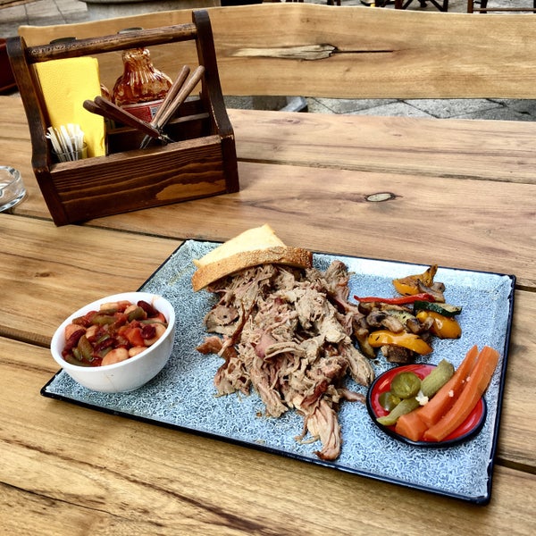Budapest Barbecue Company (BBC) - BBQ Joint in Lipótváros