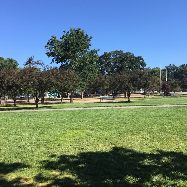 Photos at Windsor Town Green - Plaza