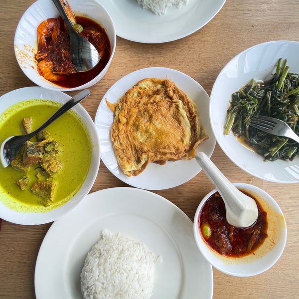Hayyan Huda Opah Kitchen - Asian Restaurant