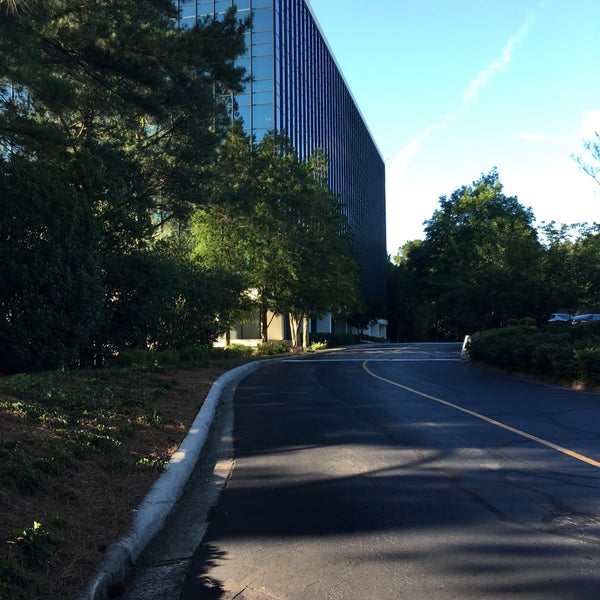 Photos at State Farm Atlanta Perimeter Operations Center - Office in ...