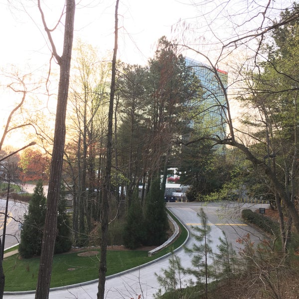 Photos at State Farm Atlanta Perimeter Operations Center - Office in ...