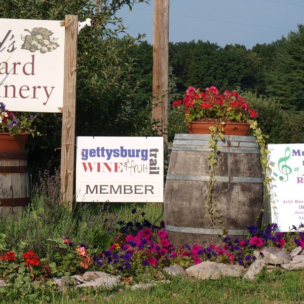 Reid's Orchard & Winery - 2135 Buchanan Valley Rd