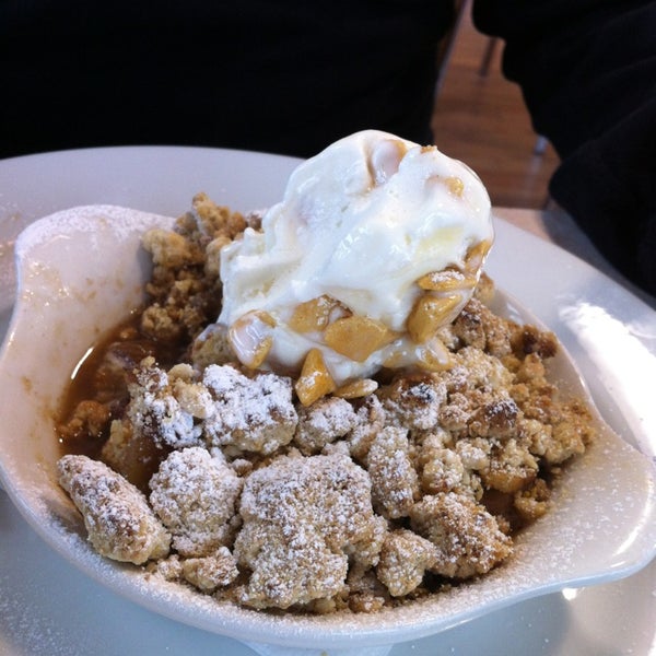 Rowdey Cow Farm Cafe And Ice Cream Parlour - Lower Farm