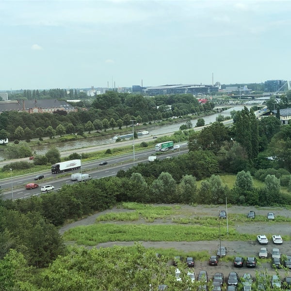 AA Tower - 380 visitors