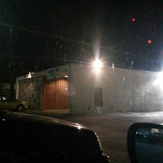 Lounge 707 - 11 visitors