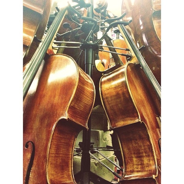 Foxes Music Company - 416 S Washington St