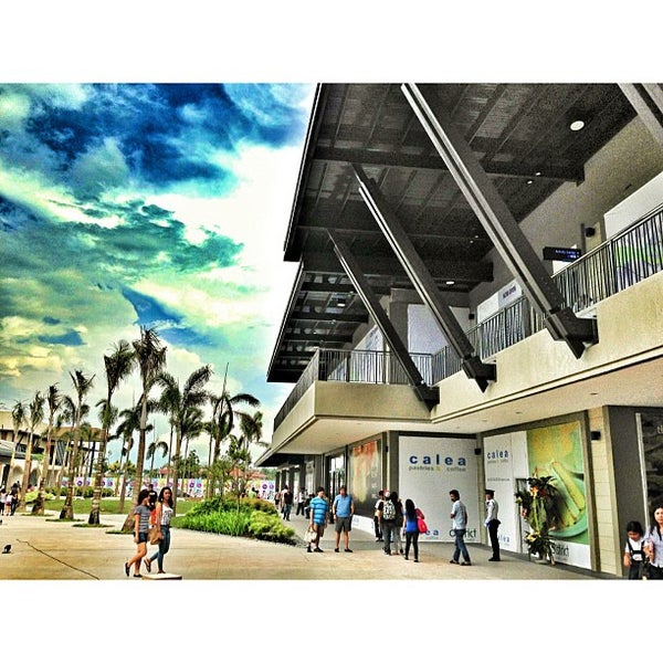 Photos at The District North Point - Shopping Mall