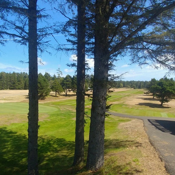 Surfside Golf Course - Golf Course