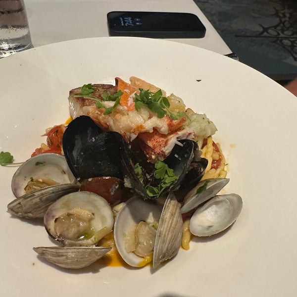 Flying Fish Café - 56 tips