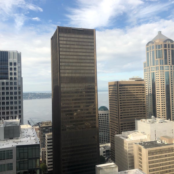 Marriott Club Level Lounge - Travel Lounge in Seattle Central Business ...