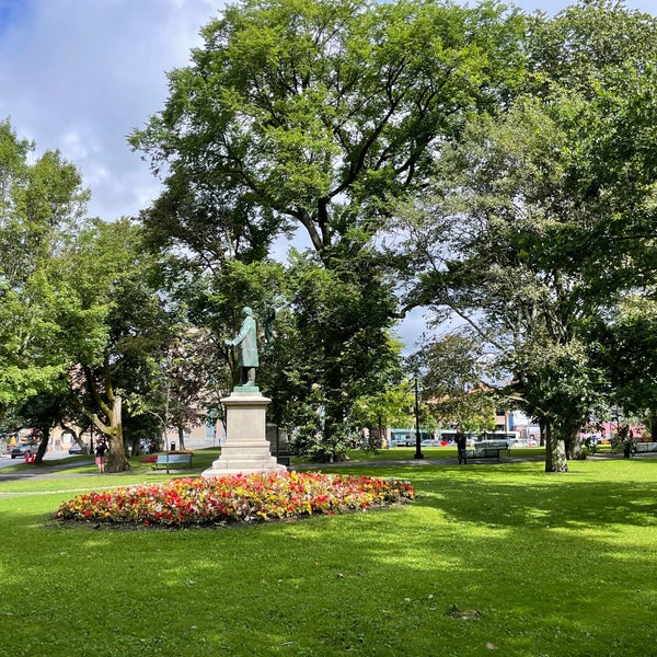 King Square - 4 tips from 457 visitors