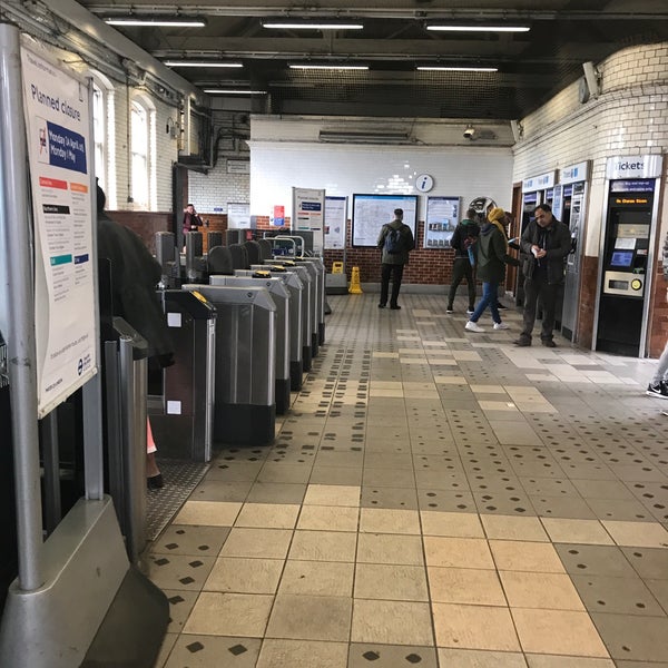 Photos at Upton Park London Underground Station - Upton Park, Greater ...