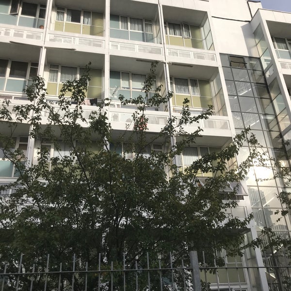 Shadwell - Neighborhood