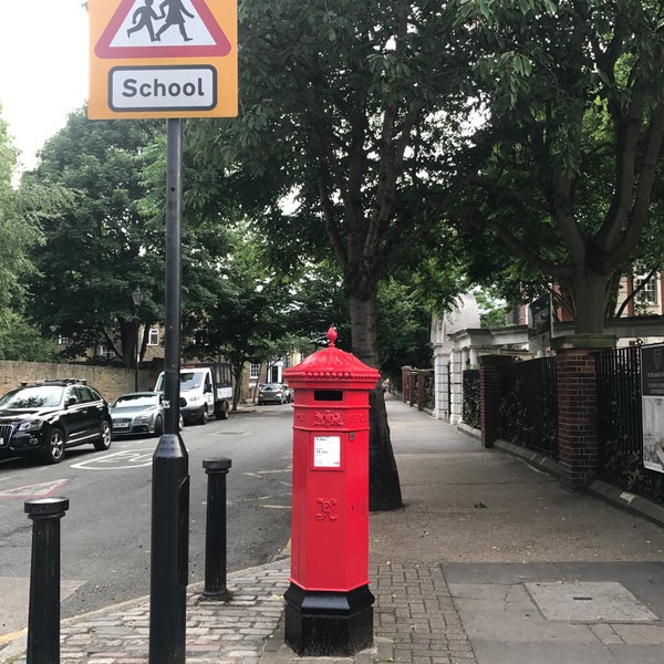 Tredegar Square - Road in Bow West