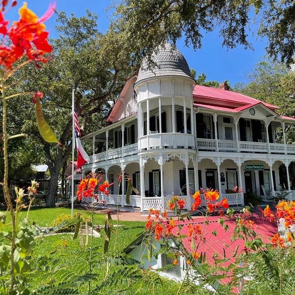 Gruene Mansion Inn - 4 tips from 237 visitors