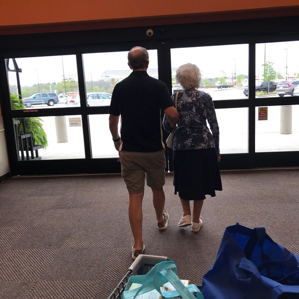 Kroger Signature - Supermarket