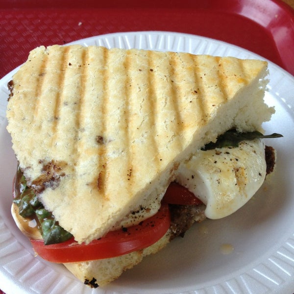 Davelli's Bagel Cafe - Seaford, DE