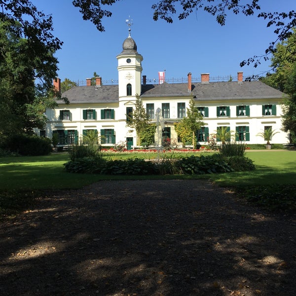 Schloss Britz - Palace in Britz