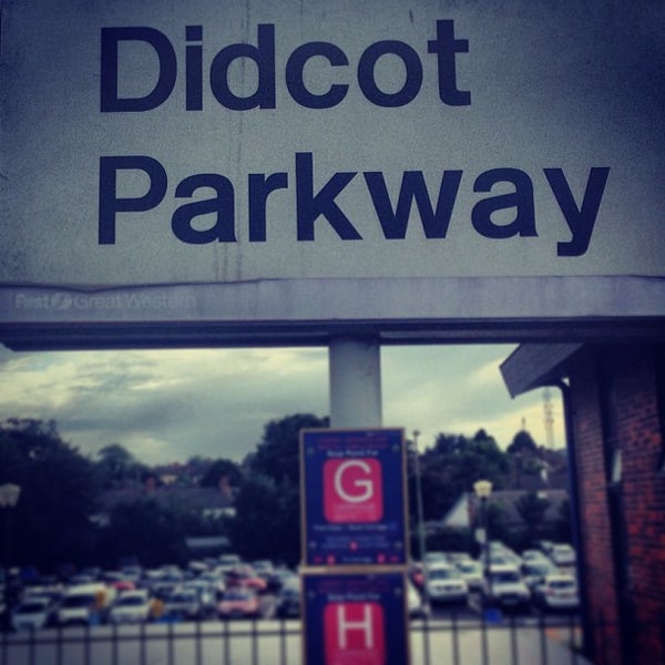 Didcot Parkway Railway Station (DID) - Station Rd