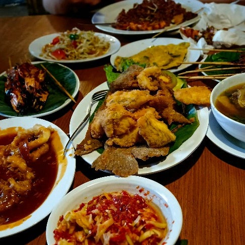 Rumah Makan Gurih7, Jl.Pajajaran 102, Bogor
