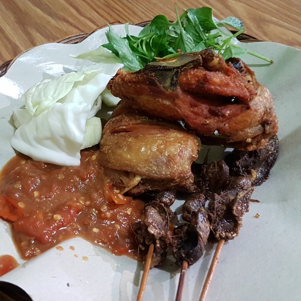 Pecel Lele, Ayam Goreng and seafood Gondrong - Jakarta Pusat - 1 tip