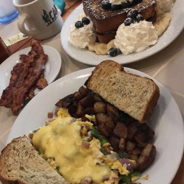 Big Bean Cafe - Breakfast Spot in Newmarket