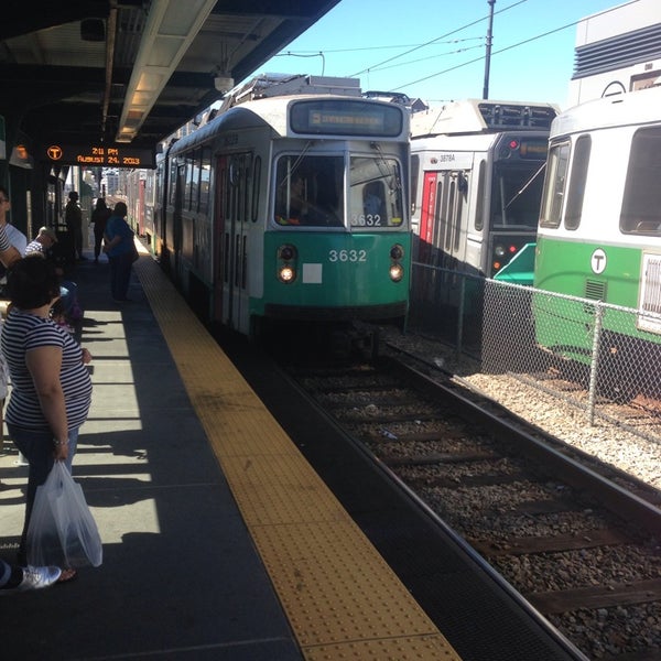 MBTA Green Line Shuttle - Lechmere/North Station - Downtown Boston - 2 tips