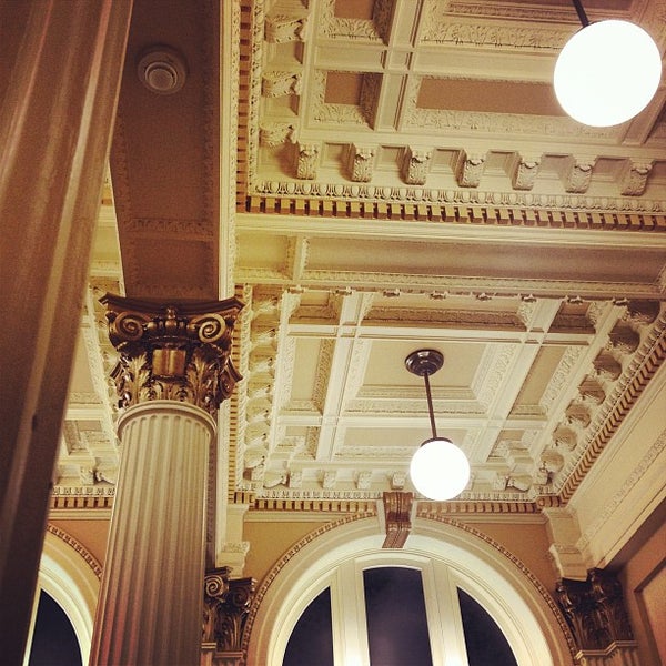 Providence Public Library - Library in Providence