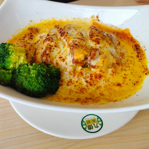 Jiu Yi Cha Ji (九億茶記) - Cha Chaan Teng in Kepong