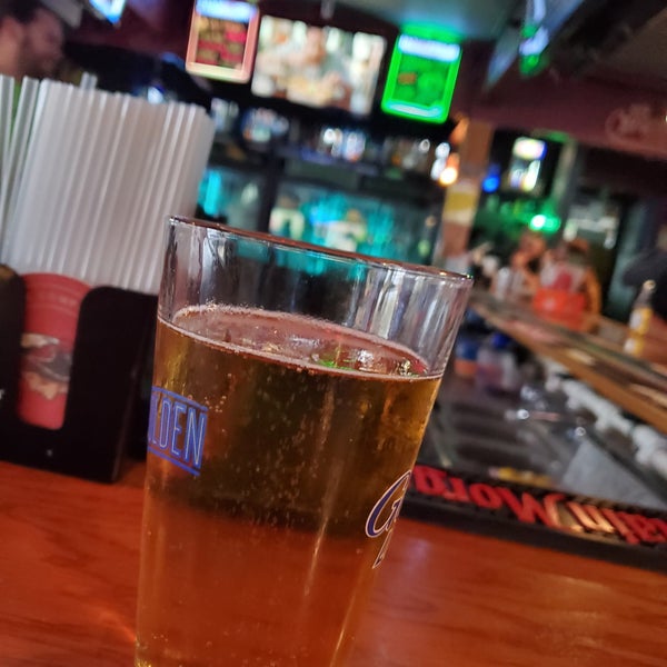 Legends Bar & Grill - Bar in Rochester