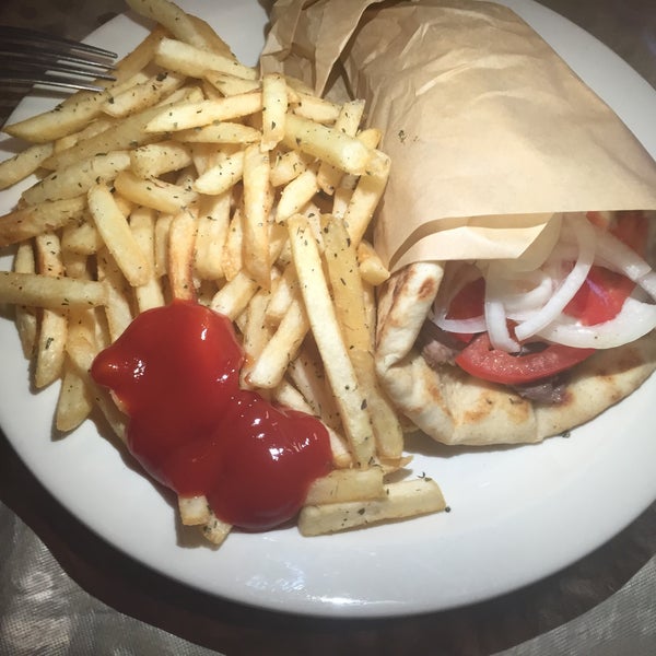 greek myth cafe - 2 tips