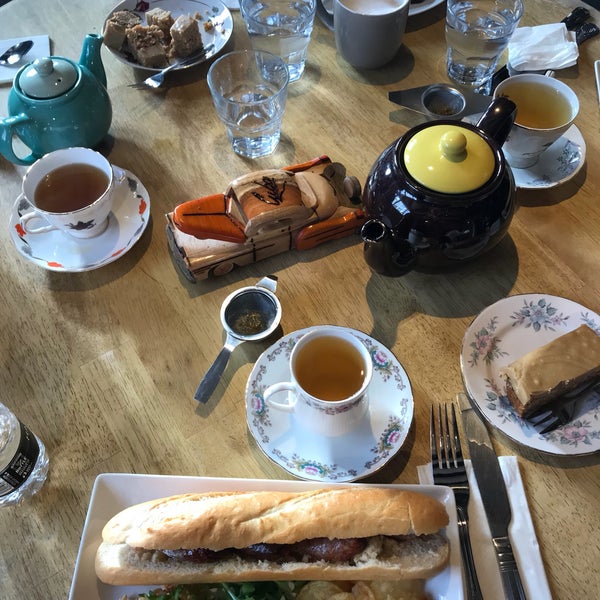 Pinnock's Coffee House - Ripley, Surrey