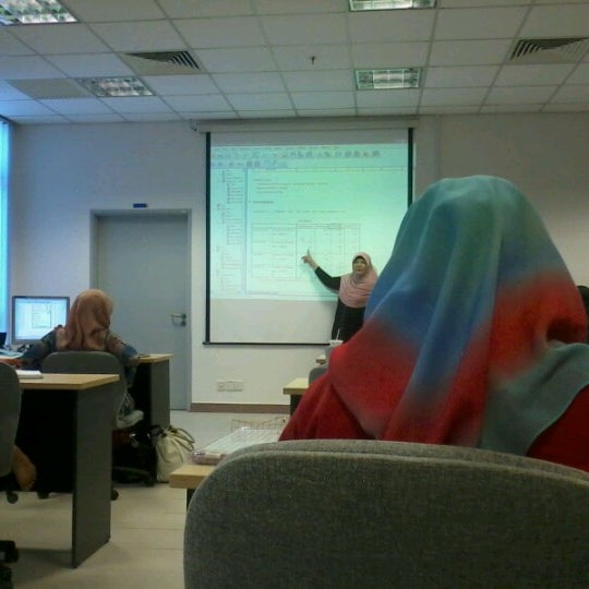 Computer Lab Level 12, UiTM Puncak Alam - Selama, Perak