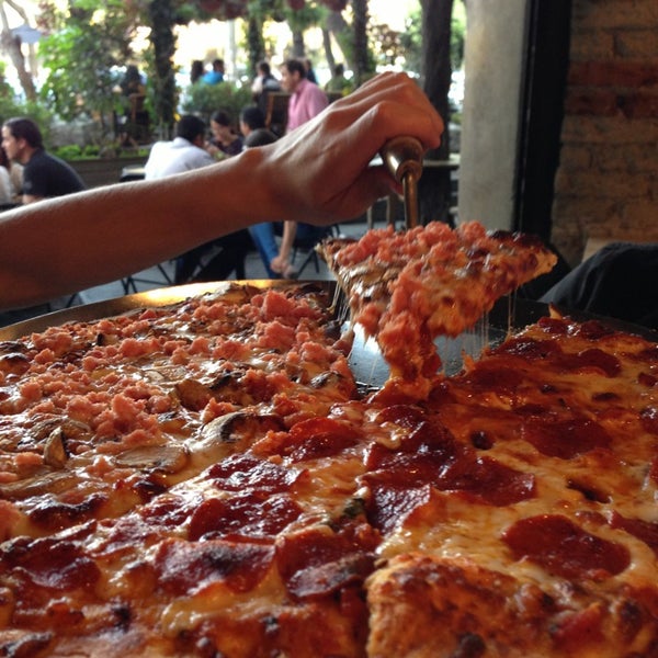 Cancino Pizza - Pizza Place