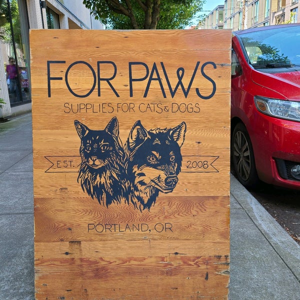 For Paws - Pet Supplies Store in Portland