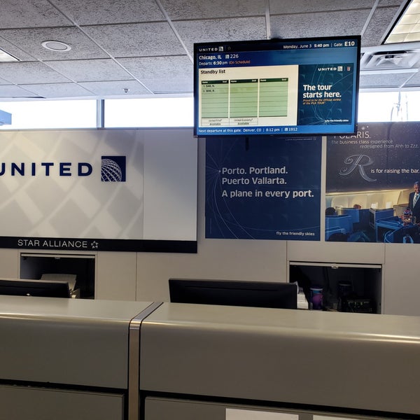 Gate E10 - Minneapolis, MN