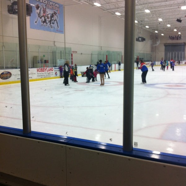 Photos at Pepsi Ice Center - Downtown Bloomington - 7 tips from 355 ...