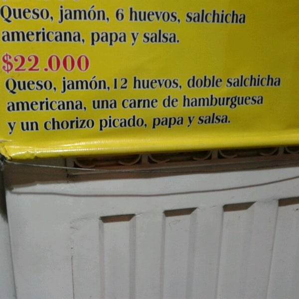 Super Dog Paisa - Hot Dog Joint in Bogotá