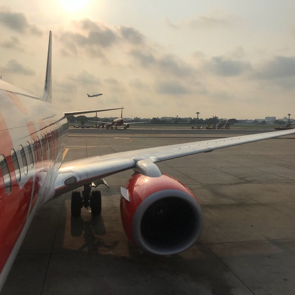Thai Lion Air Flight SL 100 DMK-SIN - Plane