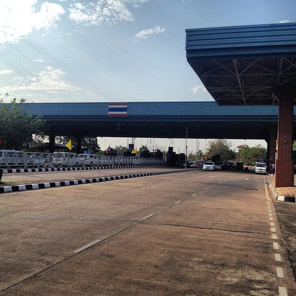 จุดตรวจสะพานมิตรภาพไทย-ลาว (Thailand-Laos Friendship Bridge Immigration ...