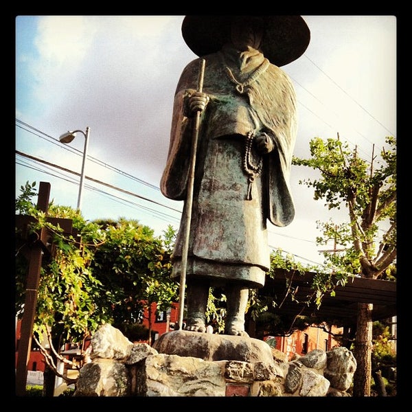 Photos at Hompa Hongwanji Buddhist Temple - Temple in Los Angeles