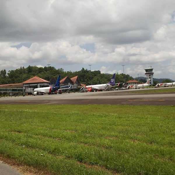 Apron Pattimura - Park