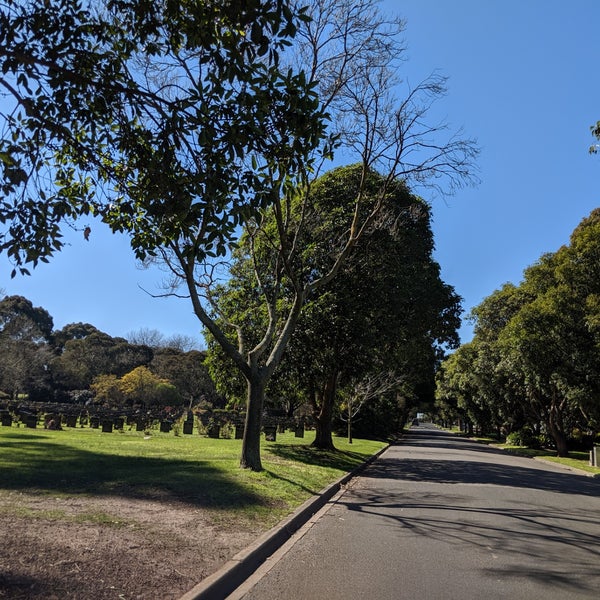 Springvale Botanical Cemetery - Cemetery in Springvale